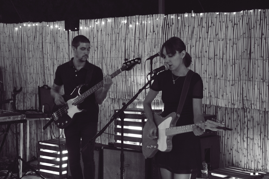 Aforo completo en la Terraza de Verano del Mary B. Good de Quintanar de ...